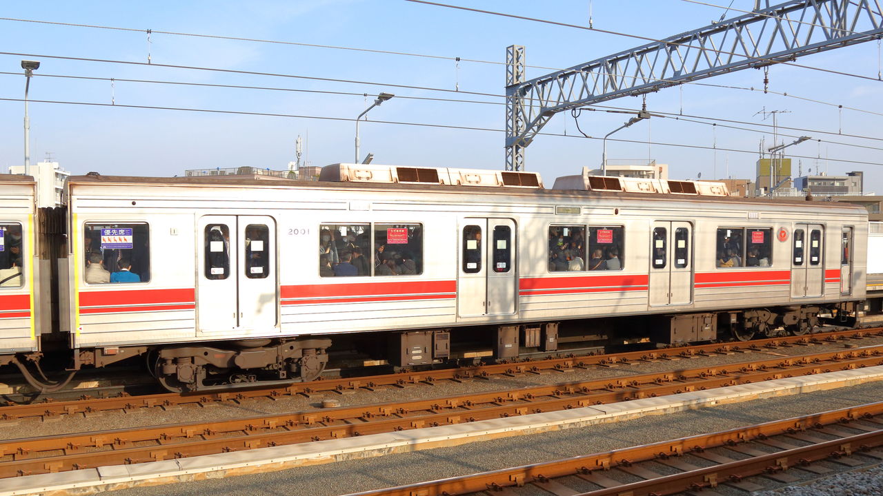 【形式写真集】東急2000系 2001F : 銀色電車研究室 ＠nano factory公式ブログ