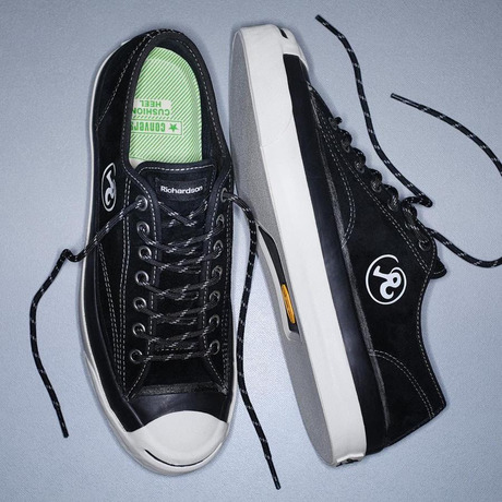 CONVERSE : SKOOL OF DAZE