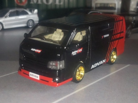 ∼MASSDI∼ TOYOTA HIACE [TRH214W](2010) # ADVAN COLOR : 1/64 STYLE MY ...