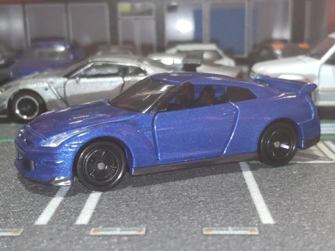NISSAN GT-R Premium Edition (2024Model) [R35] / Wangan Blue 《TOMICA》No ...