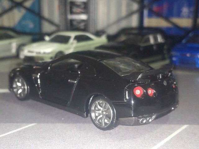∼tomica PREMIUM∼ NISSAN GT-R [R35] # Super Black * Scale:1/62 発売記念仕様 ...
