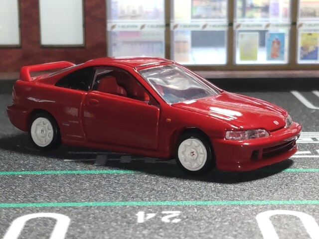 HONDA INTEGRA TYPE R DC2) / Milano Red 【tomica PREMIUM】Scale:1/62 ...