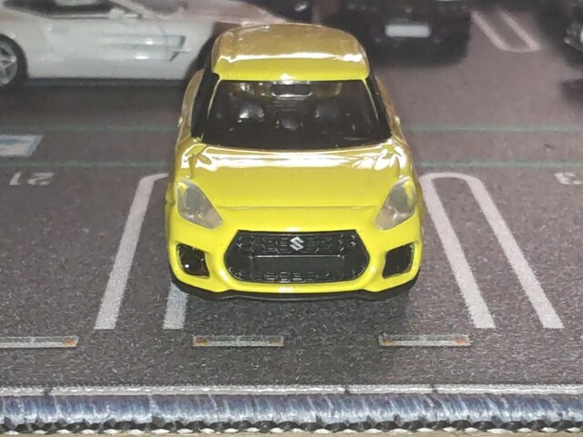 SUZUKI SWIFT SPORTS ZC33S * Champion Yellow 4 【TOMICA】No.109 2019 Scale ...