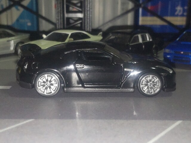 ∼tomica PREMIUM∼ NISSAN GT-R [R35] # Super Black * Scale:1/62 発売記念仕様 ...