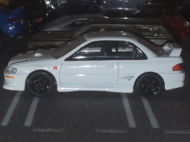 SUBARU IMPREZA WRX Type R STI Version GC8 ＊Feather White【tomica PREMIUM ...