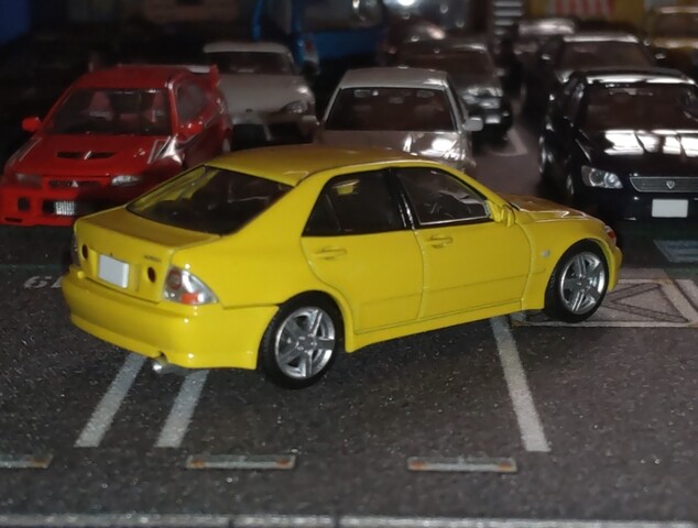 TOYOTA ALTEZZA RS200 Z EDITION (SXE10)1998 / Super Bright Yellow【TOMICA ...