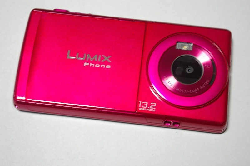 NTTドコモ、LUMIX Phone P-02Dにカメラ撮影後のプレビューでごくまれにフリーズする不具合でソフトウェア更新を提供開始 ...