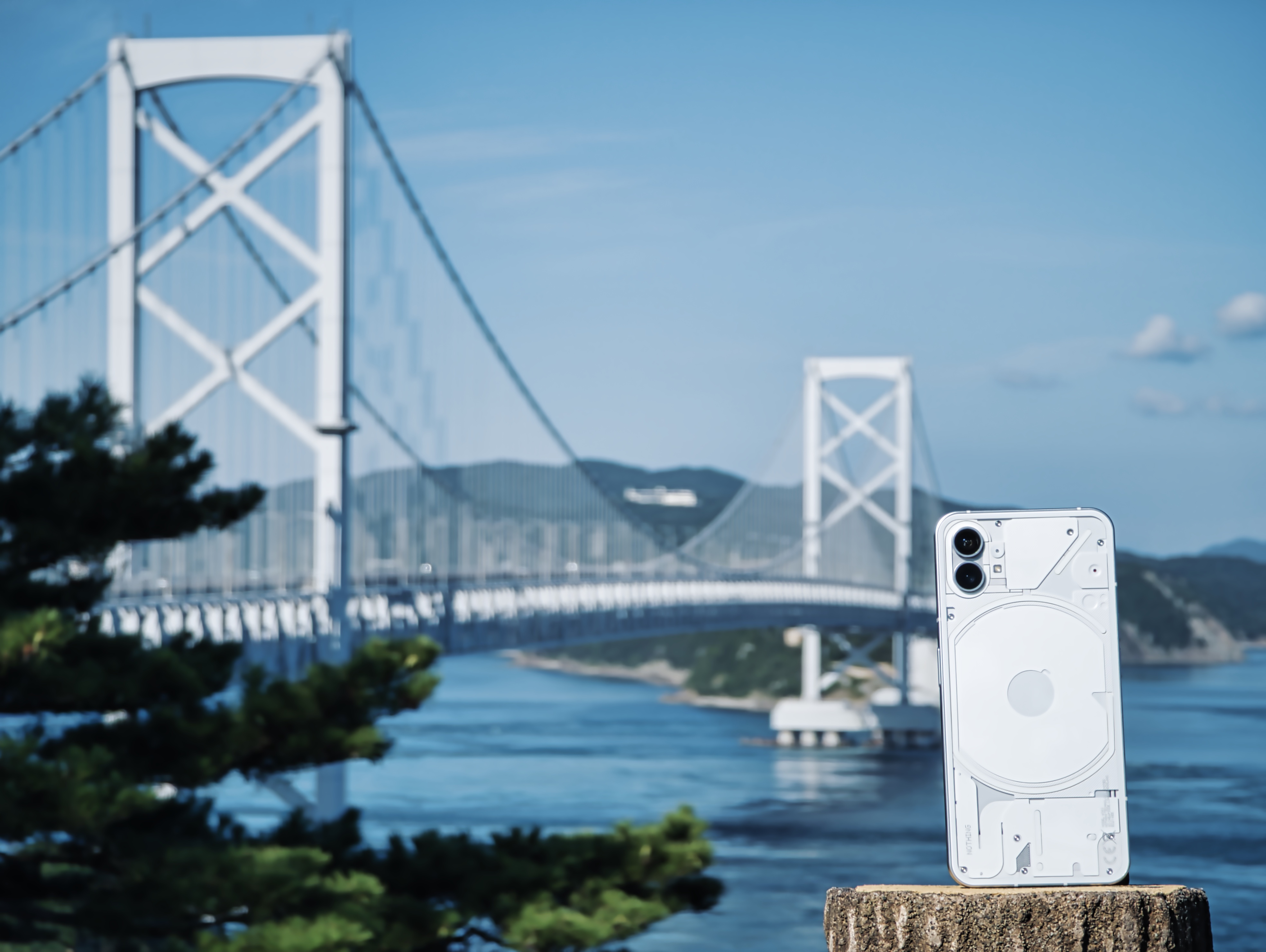 Nothing Technology、初スマホ「Nothing Phone (1)」を日本で8月19日に発売！8月10日予約開始で店頭展示も ...