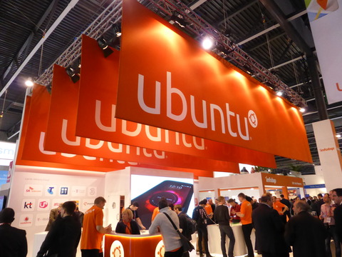 MWC 2014：Ubuntuのスマホ向けがデモ展示！Meizuやbqが年内発売予定の試作機を参考出展【レポート】 - S-MAX