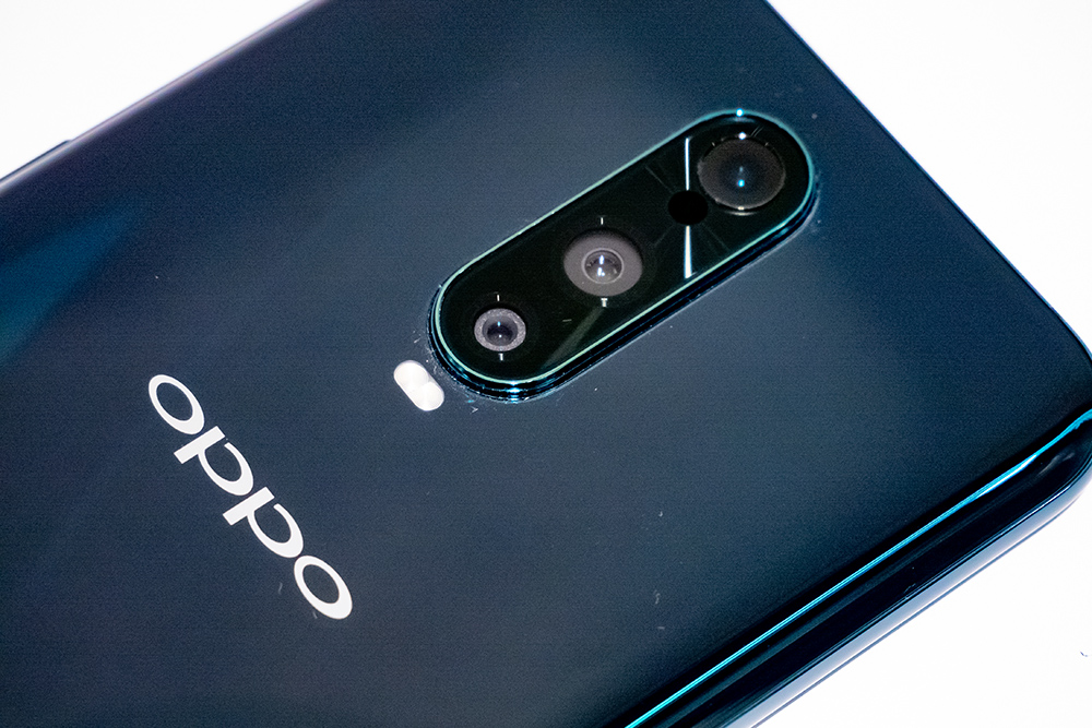 SIMフリースマホ「OPPO R17 Pro」を写真で紹介！画面内指紋認証や光学式手ブレ補正きA.I.デュアルカメラでデザインと実用性を高めた ...