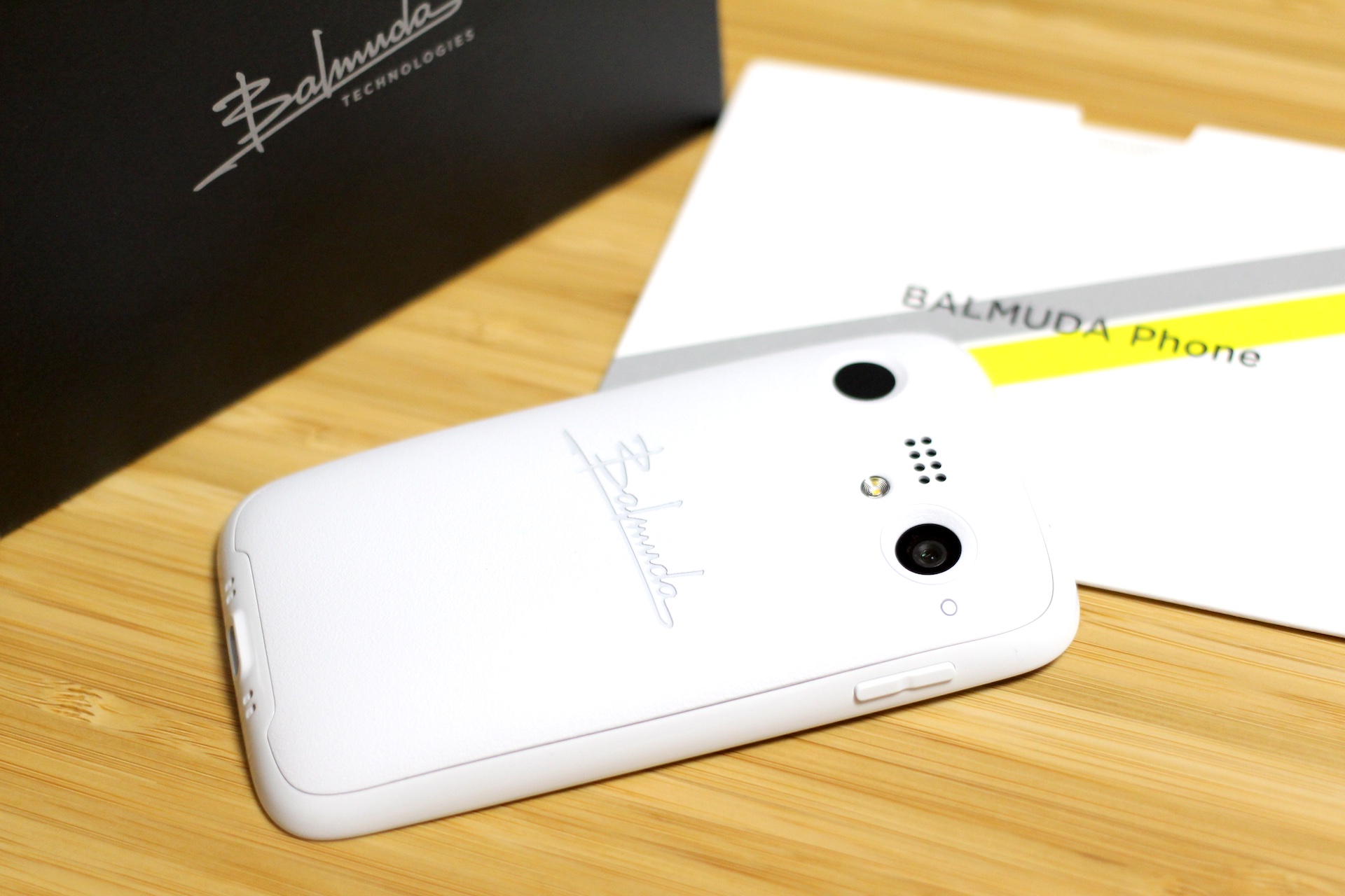 バルミューダ、最初で最後のスマホ「BALMUDA Phone」の販売終了に！公式オンラインストアなどは9月30日、その他のメーカー版や ...