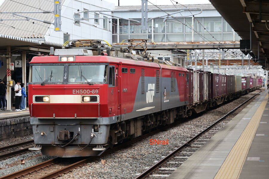 EF81+ED76の貨物がアツい！ : SN総合車両所のブログ