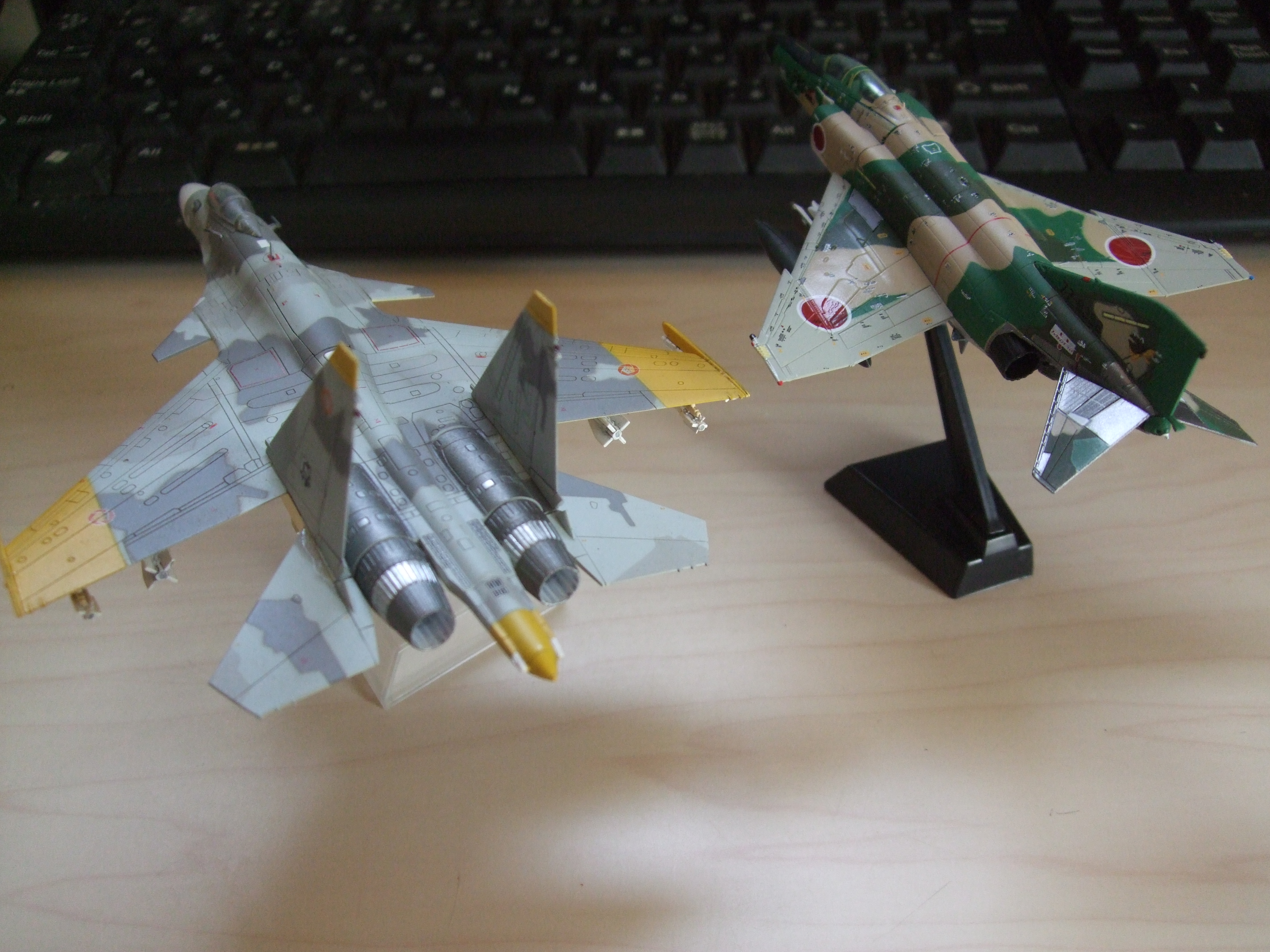 技MIX:F-4EJ改 第301飛行隊(新田原基地・F-1塗装) レビュー 技MIX:F-4EJ改 第301飛行隊(新田原基地・F-1塗装) レビュー
