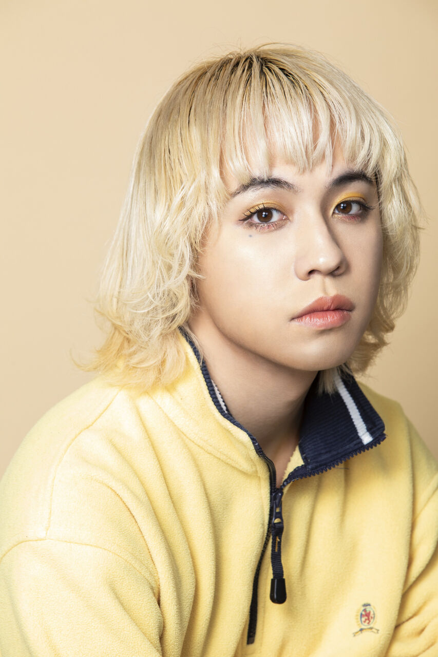 ryuchell（りゅうちぇる）鎖骨露わな黒髪ロング姿を投稿、止まらない美女化に反響 : 最速・最新 エンタメ芸能ニュースコレクト