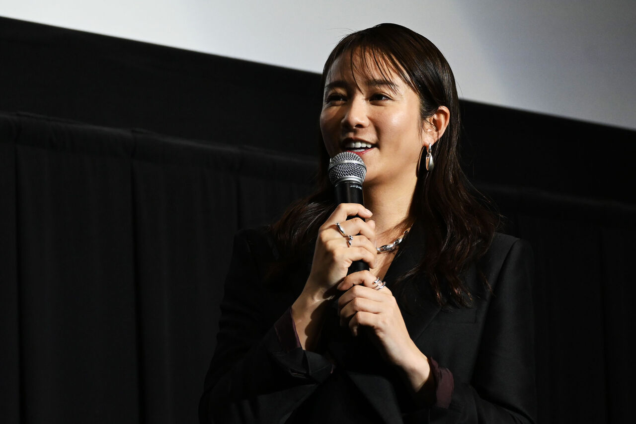 木村文乃＆SixTONES 田中樹 「I,KILL」大阪舞台あいさつでPR「怖がらずに見て」 : 最速・最新 エンタメ芸能ニュースコレクト