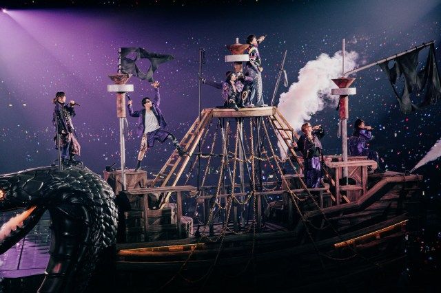 SixTONES 5大ドームツアー東京ドーム公演ファイナル、ド派手なパフォーマンスに5万5000人熱狂 : 最速・最新 エンタメ芸能ニュースコレクト