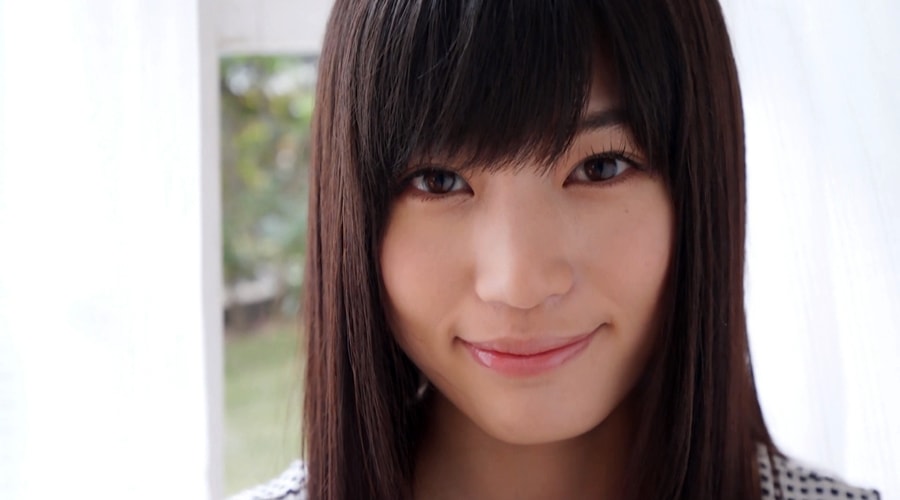 高橋しょう子 「グラビア四天王たかしょーMUTEKI Debut」 : Curia-Ø-