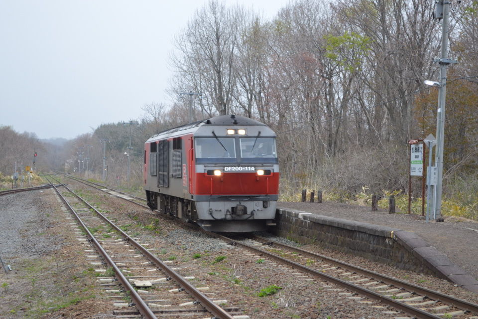渡島沼尻駅でDF200-114 : sonical405の鉄旅レポート