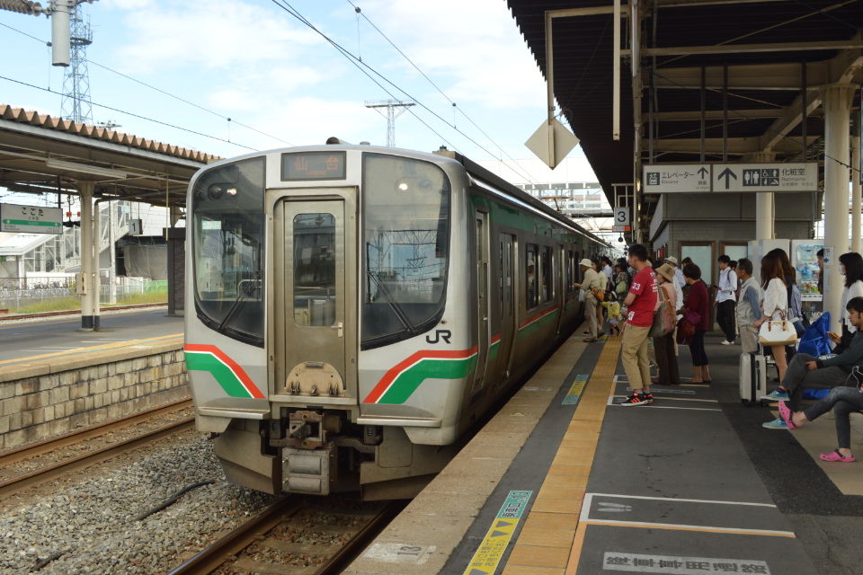 混んで座れず2534M : sonical405の鉄旅レポート