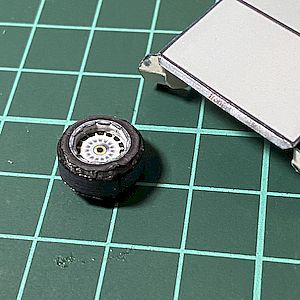 ランボルギーニ イオタ(SHINYA papercraft.)(A4→A6)#11 : soone707 - ペーパークラフト日記