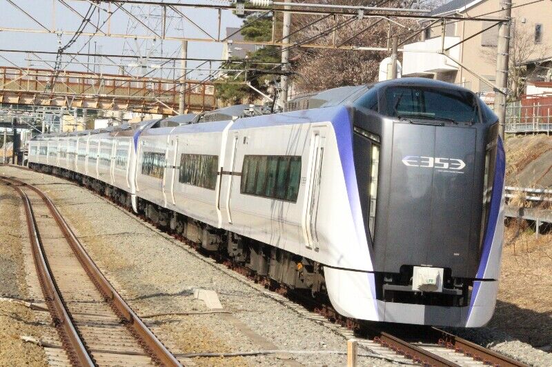 E353系 あずさ・かいじ運用へ : 空鉄旅紀行
