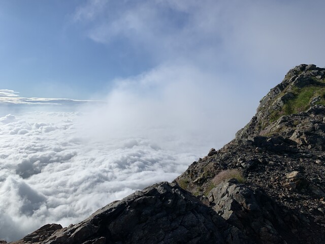 白馬岳(標高2932m) : in the air 白馬岳(標高2932m) : in the air