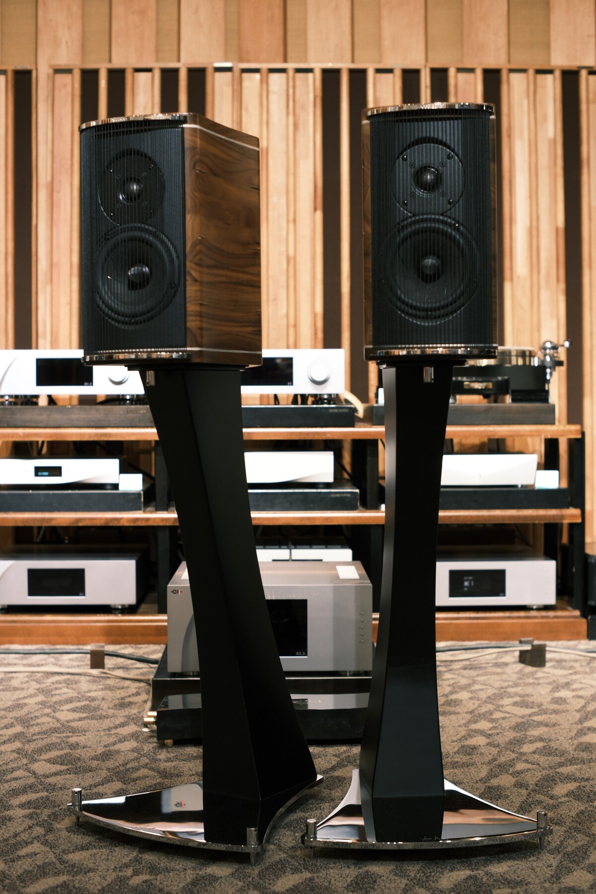 STUDIO FRANCO SERBLIN Accordoのご紹介 : SOUNDHUNTERオーディオブログ