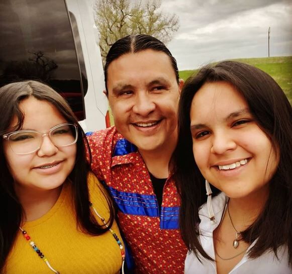 Tokata Iron Eyes Parents, Ethnicity, Wiki, Biography, Age, Height, Net ...