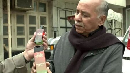 Pushpraj Jain Pampi [Samajwadi Perfume] Wiki, Biography, Wife, Kids ...