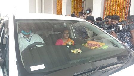 Priya Rajan Wiki [Chennai Mayor] Biography, Age, Husband, Family ...