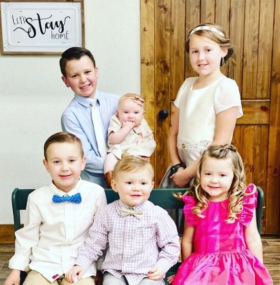 Who is Anna Renee Duggar? Wiki, Biography, Age, Kids, Family & Facts ...