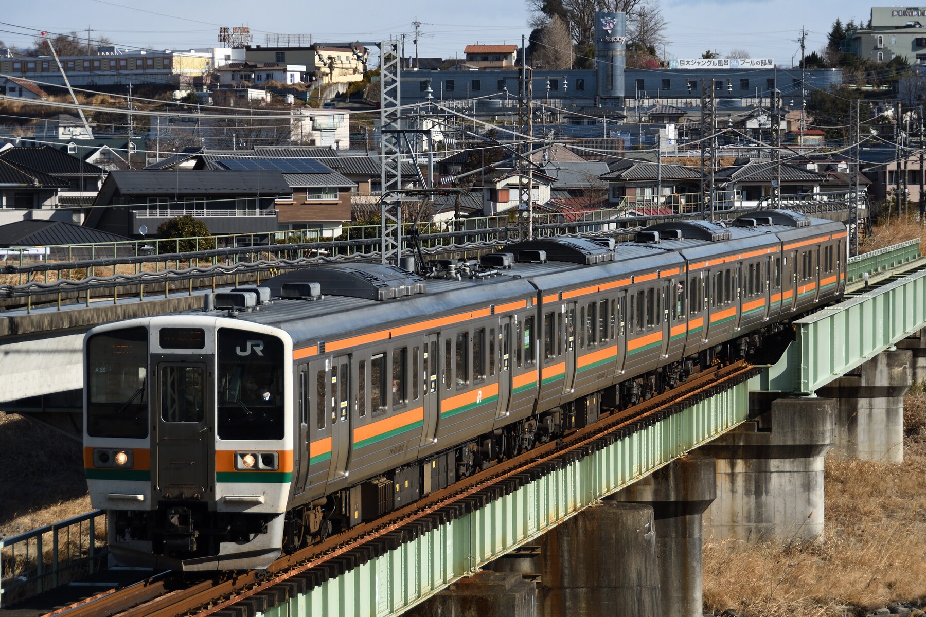 【2月25日】JR信越本線 211系A30編成 : 山紫水明な景色を求め