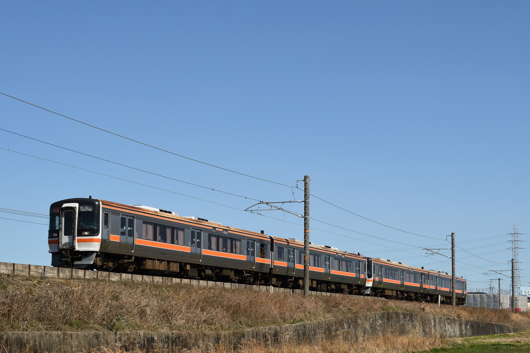 【3月19日】JR関西本線 DF200 セメント・コンテナ輸送 : 山紫水明な景色を求め