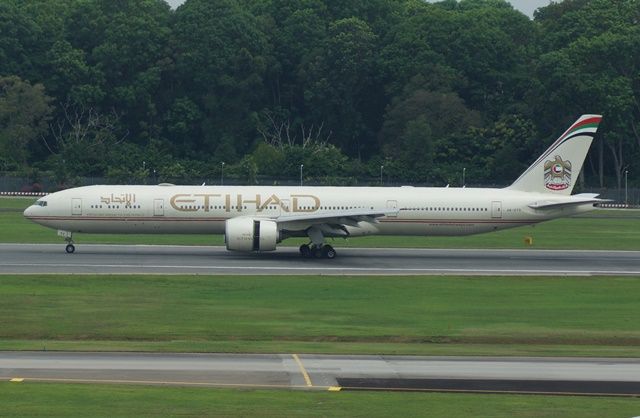 4/27 Singapore 飛行機撮影その③ : 貨物ネタを主に撮影して、愛知県から発信するブログ