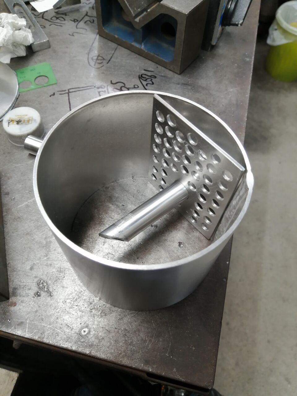 ss-muneda : 養蜂場。ホーネット250アルミオイルキャッチタンク製作