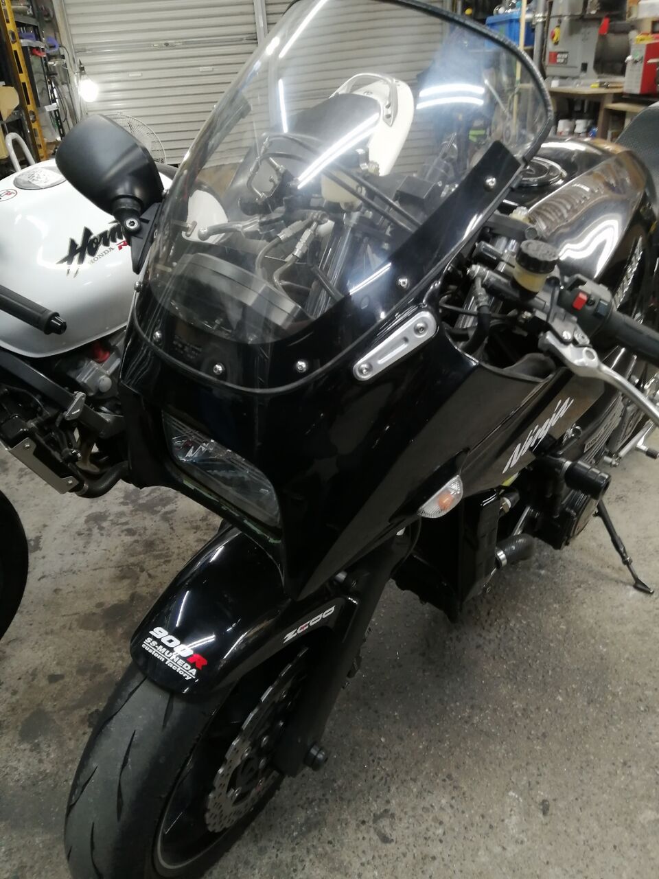 ss-muneda : Gpz900r ミラーホールカバー