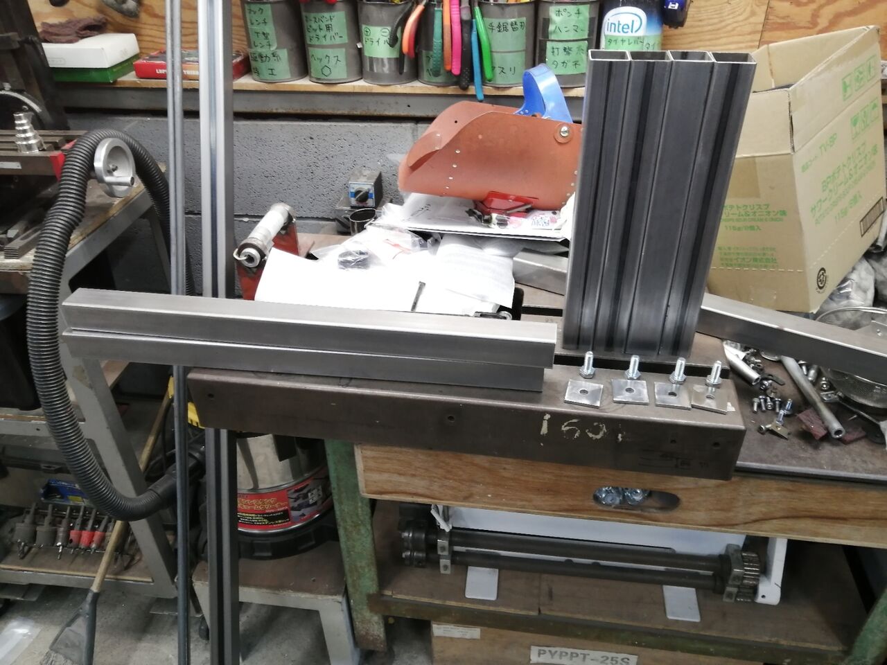 ss-muneda : GPZ900R タンクスタンドかさ上げ台製作