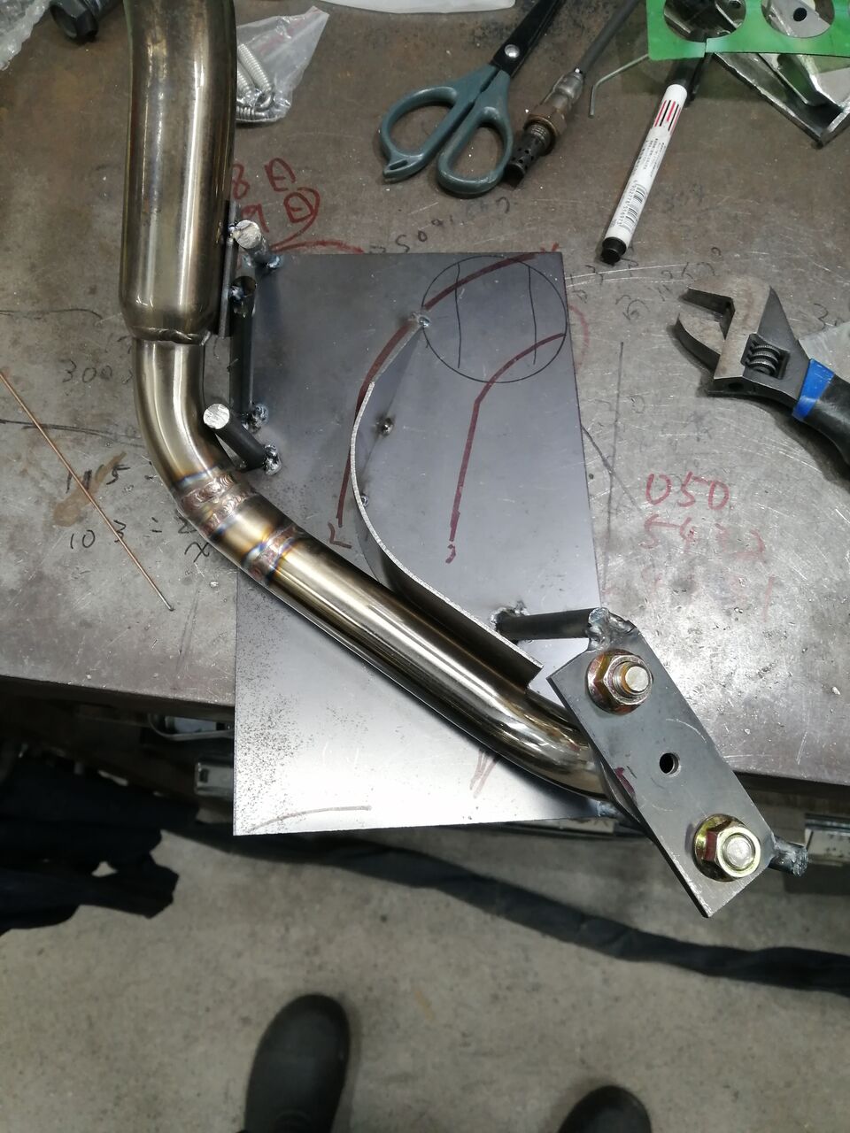 ss-muneda : V125 マフラー製作