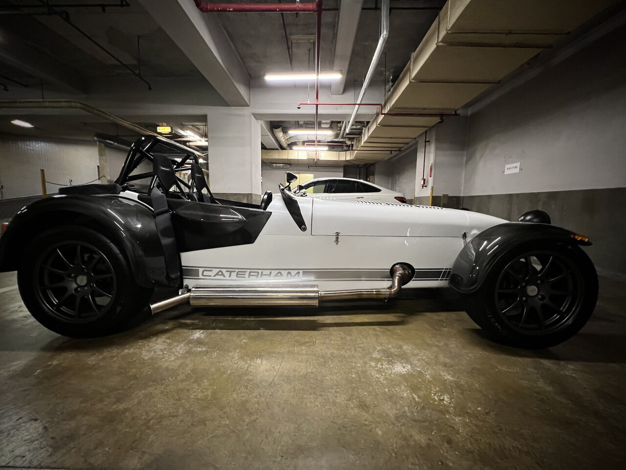 オイル交換_ケーターハムセブン caterham seven 250R : 近藤智司のブログ (Satoshi Kondo Blog)