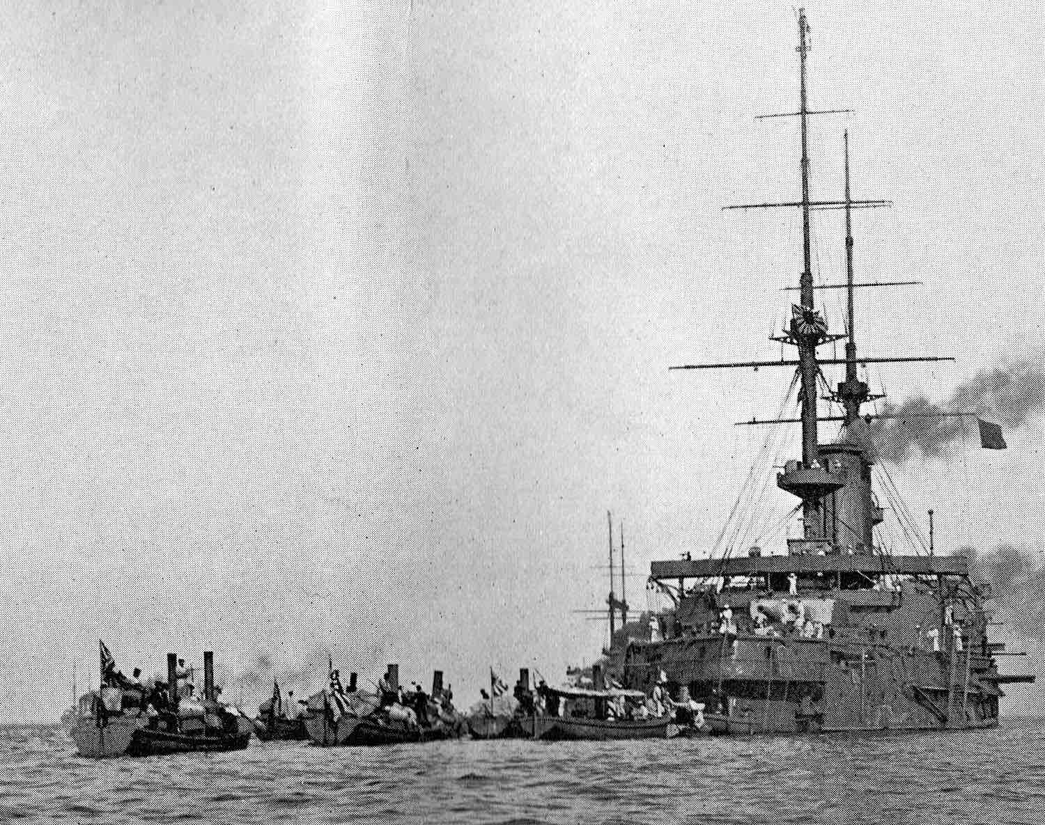 艦載水雷艇の写真（2）の補足 : 軍艦三笠 考証の記録