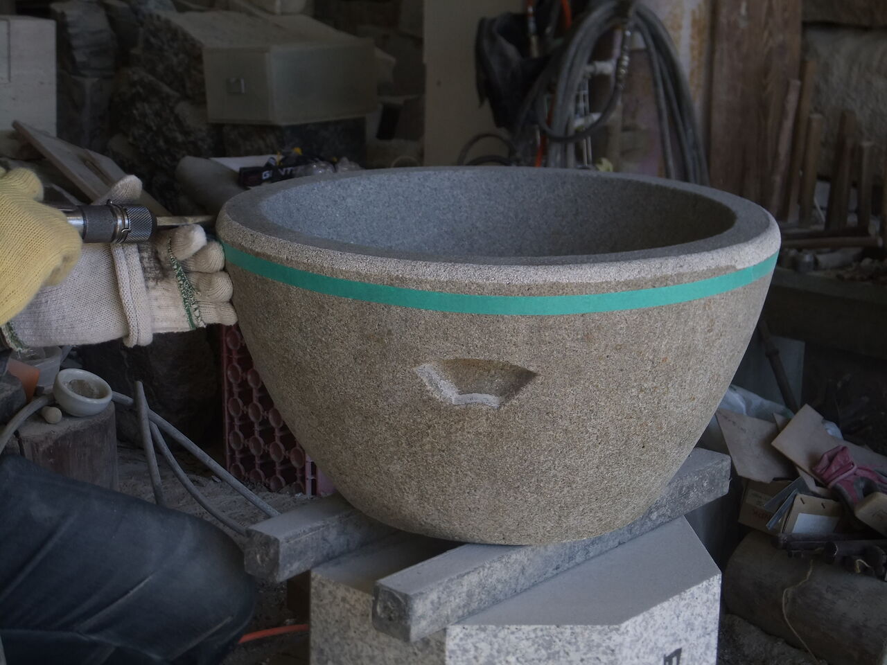 石臼(餅つき・ガーデニング、水鉢等) (石臼のある坪庭: Hiko 石臼(餅つき・ガーデニング、水鉢等) (石臼のある坪庭: Hiko