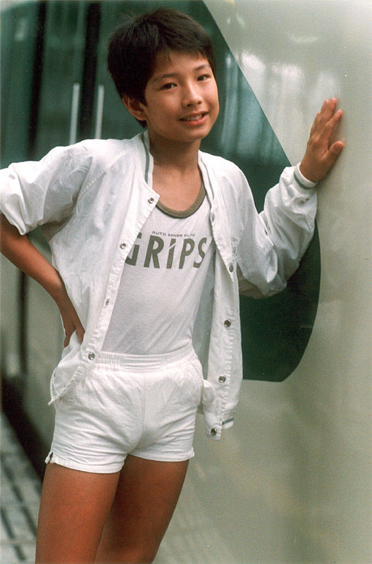 日本の男の子は黒い髪がよく似合う。2 : Ganymedes