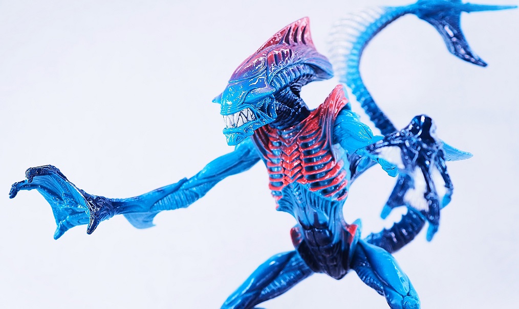 おもちゃの巣（玩具レビュー） : ハズブロ エイリアン4 アクア エイリアン（Aqua Alien）レビュー