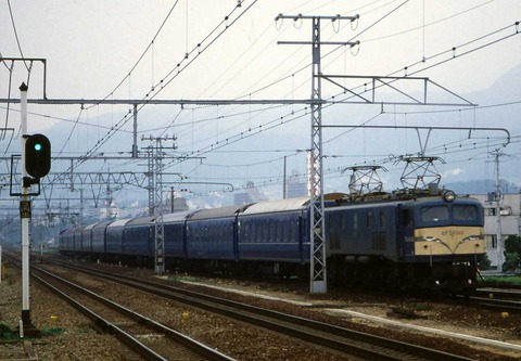 EF58 100 : TANIの鉄道写真の回顧録