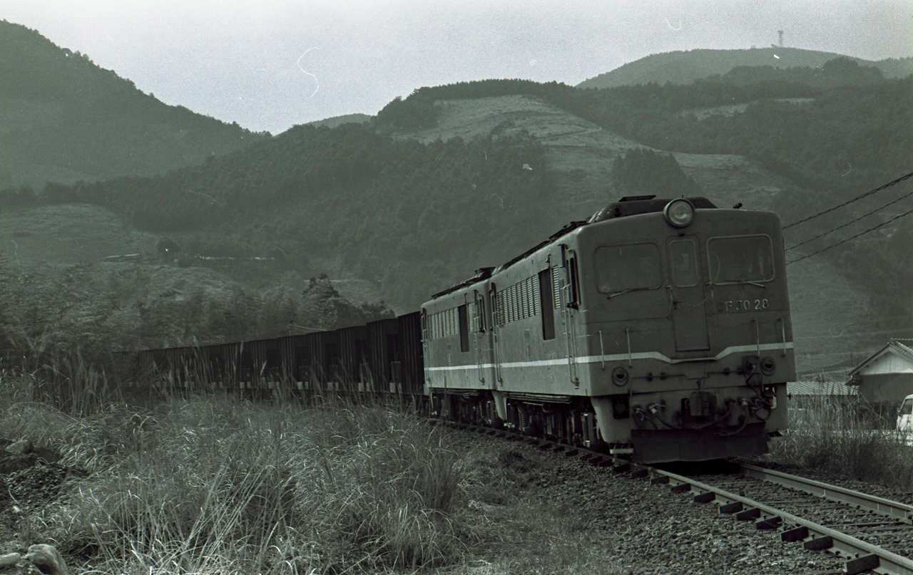 国鉄時代 DF50その16 : TANIの鉄道写真の回顧録