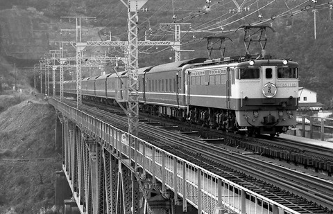 EF65 1116 : TANIの鉄道写真の回顧録
