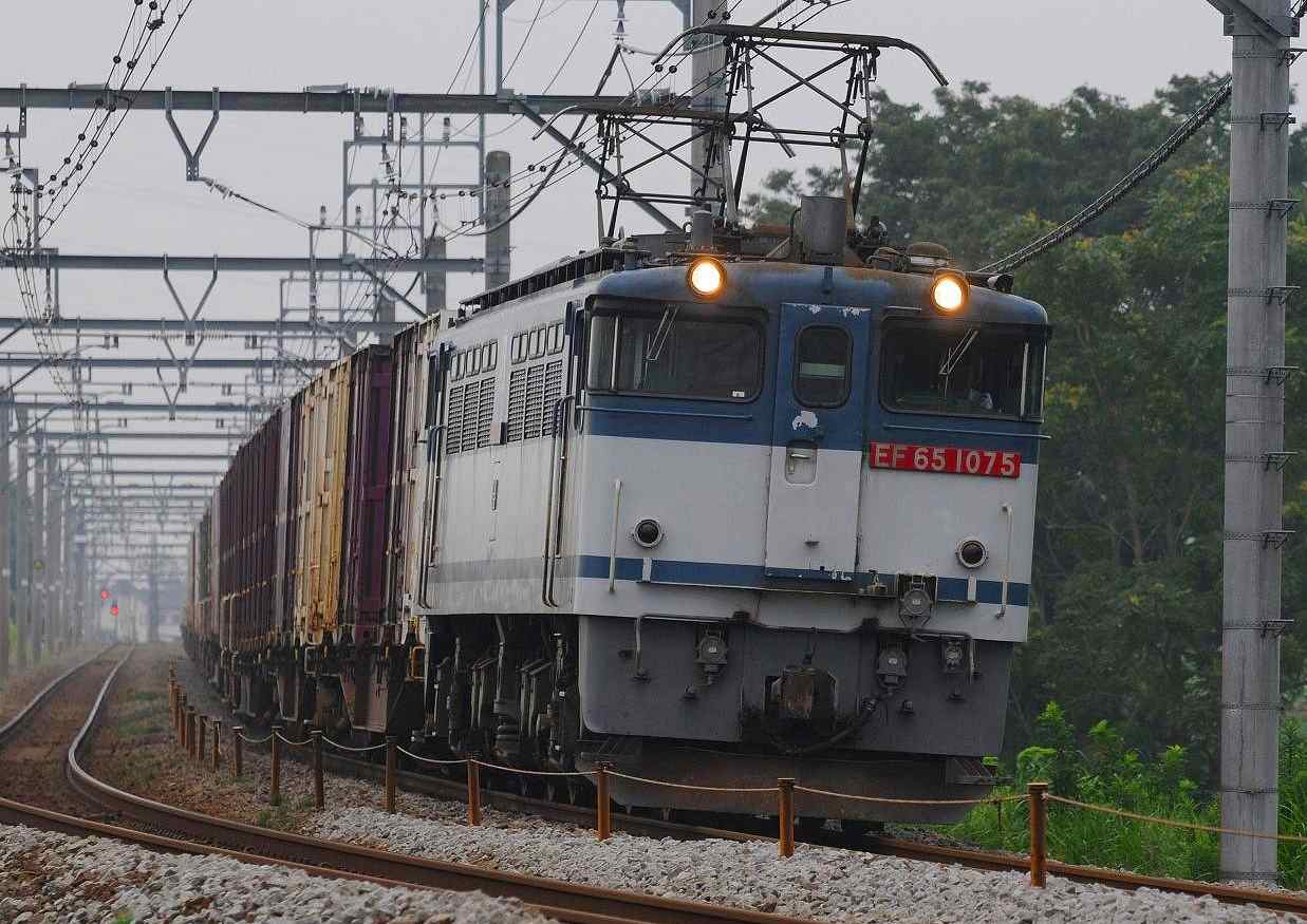 EF65 1075 : TANIの鉄道写真の回顧録