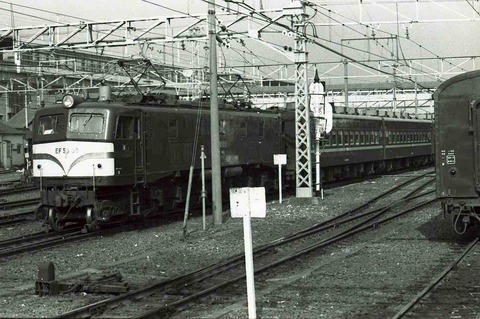 EF58 30 : TANIの鉄道写真の回顧録