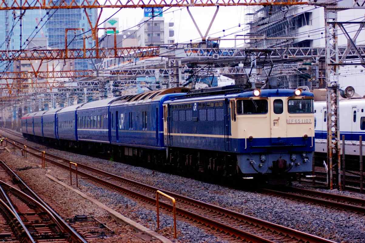 EF65 1107 : TANIの鉄道写真の回顧録