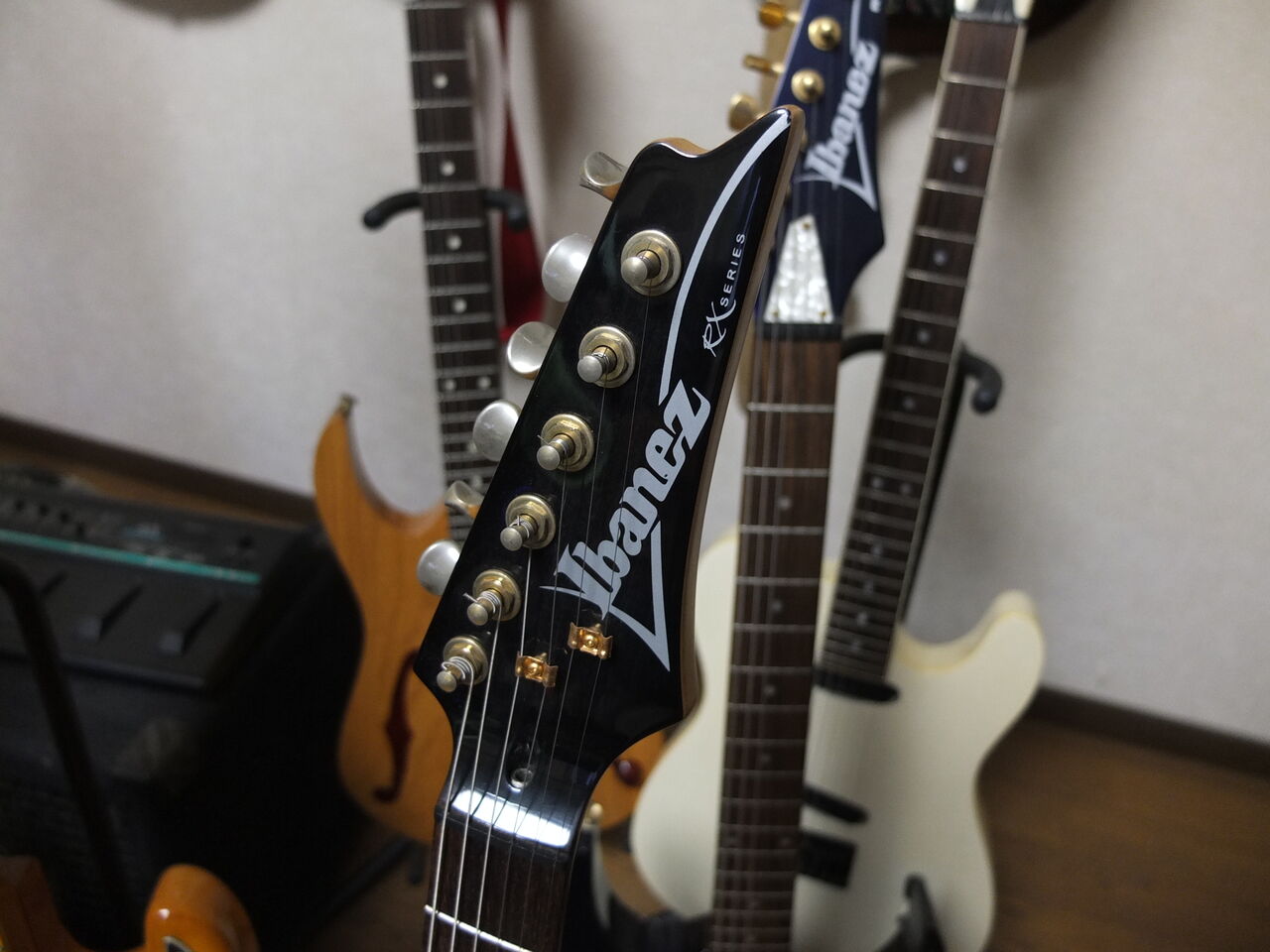 Ibanez RX-180G : HOTELAdriano Ibanez RX-180G : HOTELAdriano